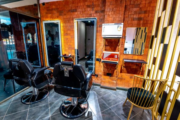 Barbershop | Strands and Locks